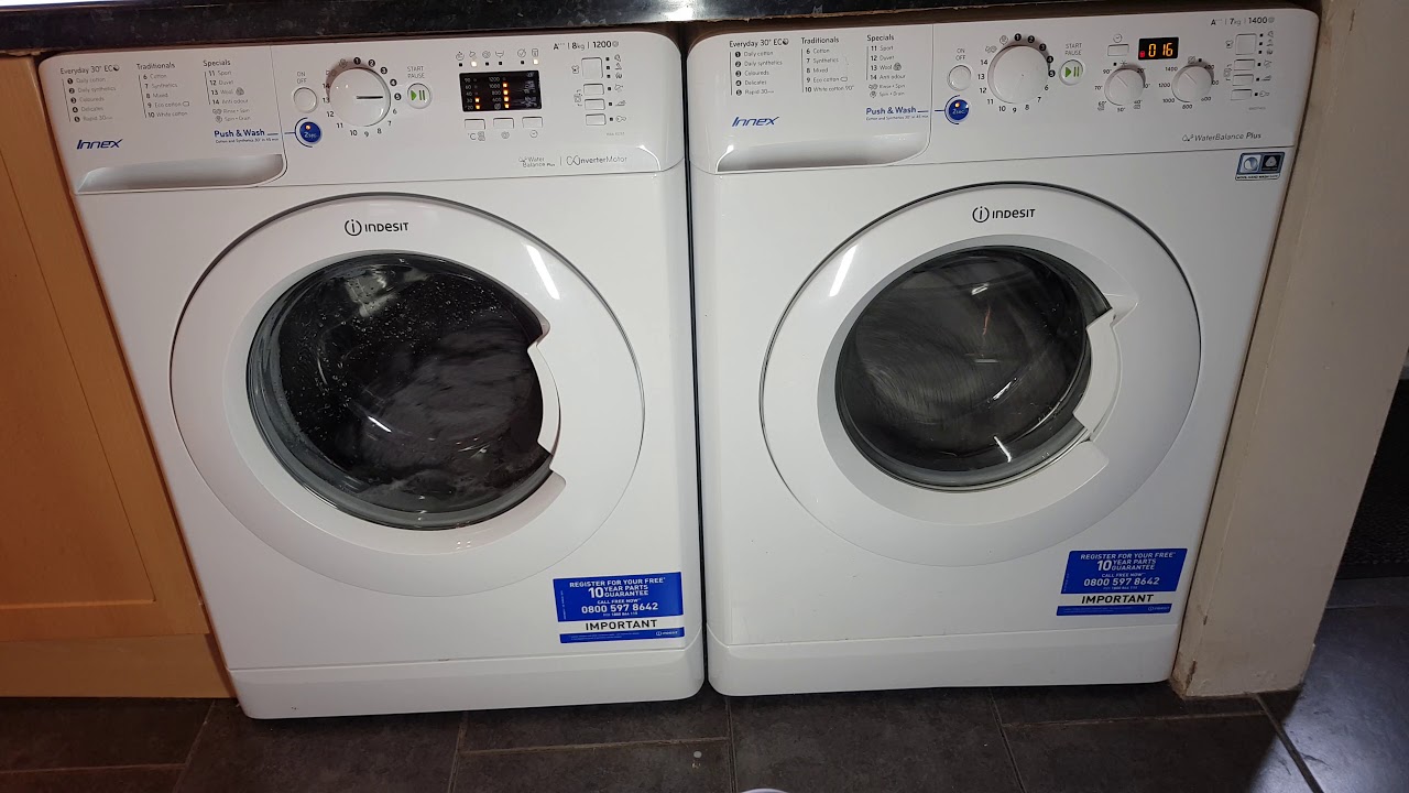 Indesit vs indesit wash race PT4 - YouTube
