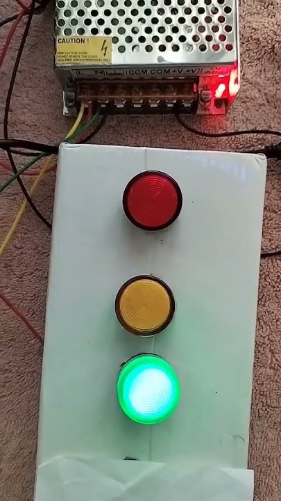 🚦 Traffic light controller using in PLC logic - YouTube