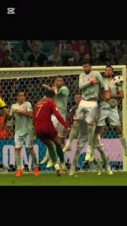 CRISTIANO RONALDO's Legendary Long Shot Goal 🤯 - YouTube