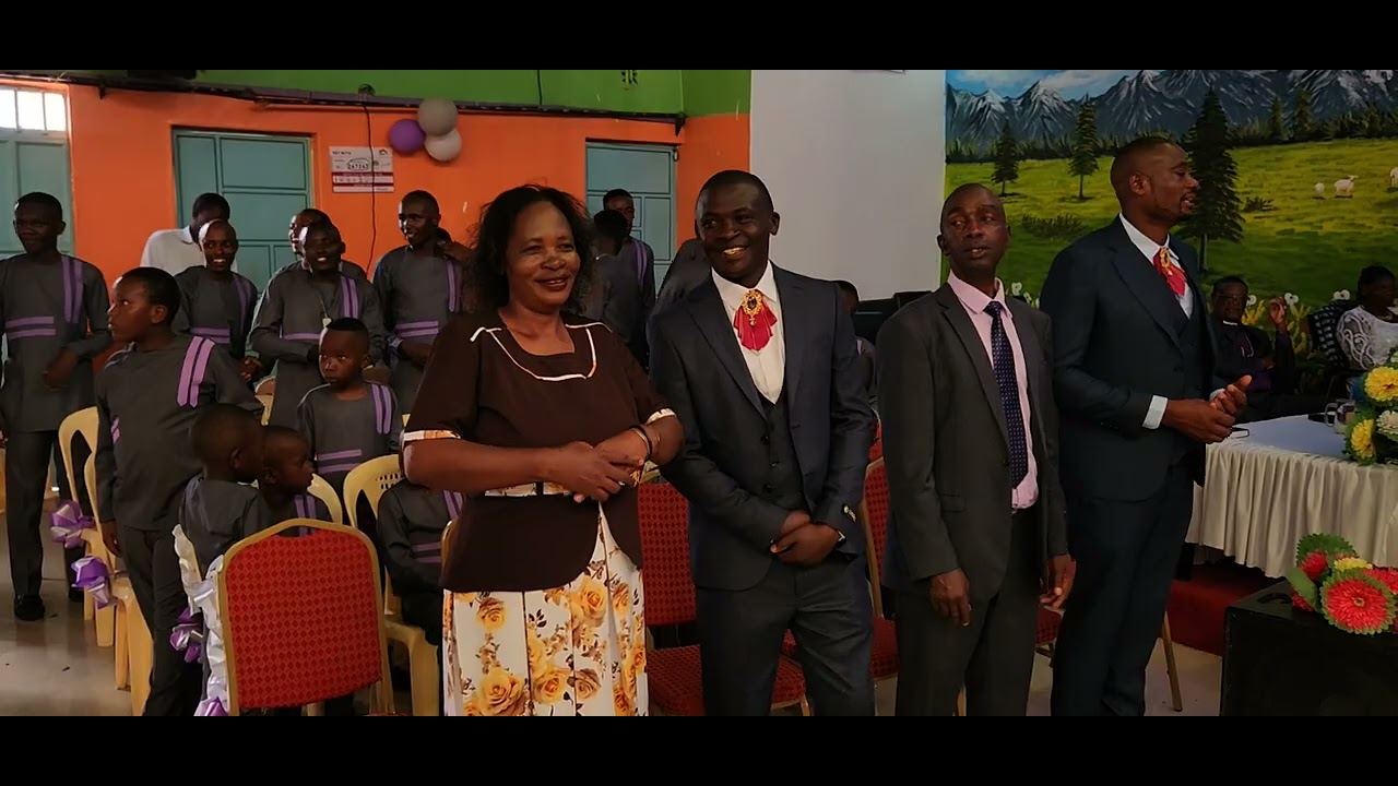 Wambui weds Mburu - YouTube