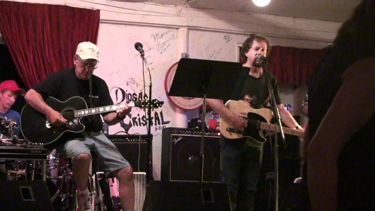 Deep River Band - Decorah - Good Hearted Woman 08-07-10 - YouTube