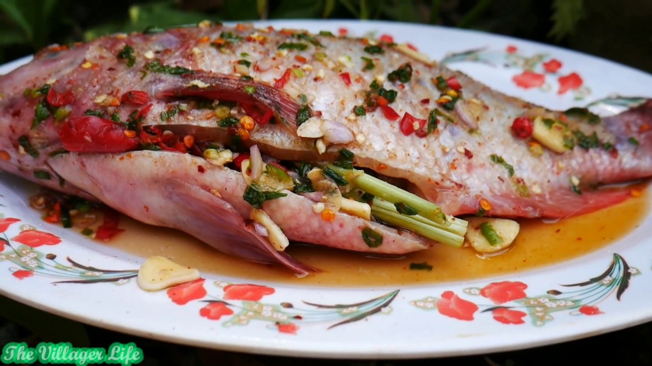 ត្រីក្រហមអាំងអំបិលម្ទេស | Red fish grille with chili salt | Red fish ...