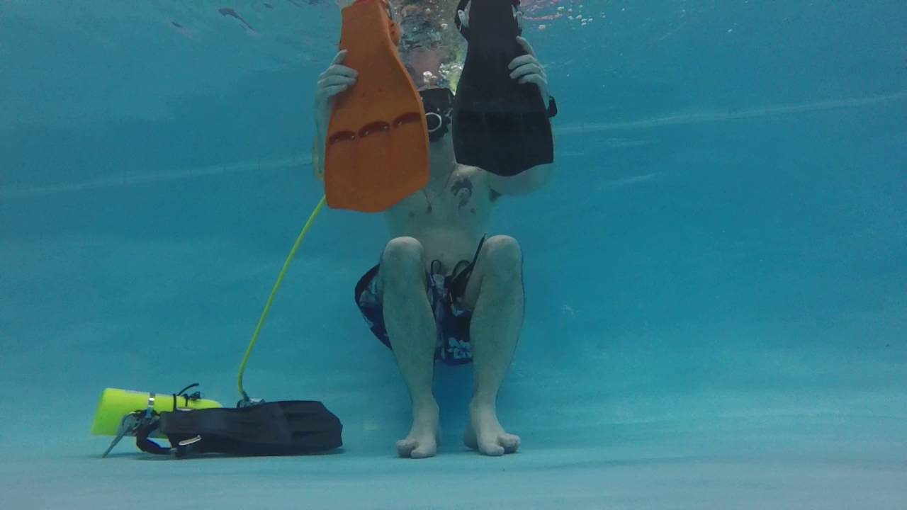 Deep 6 fins. Neutral, and Strong. - YouTube