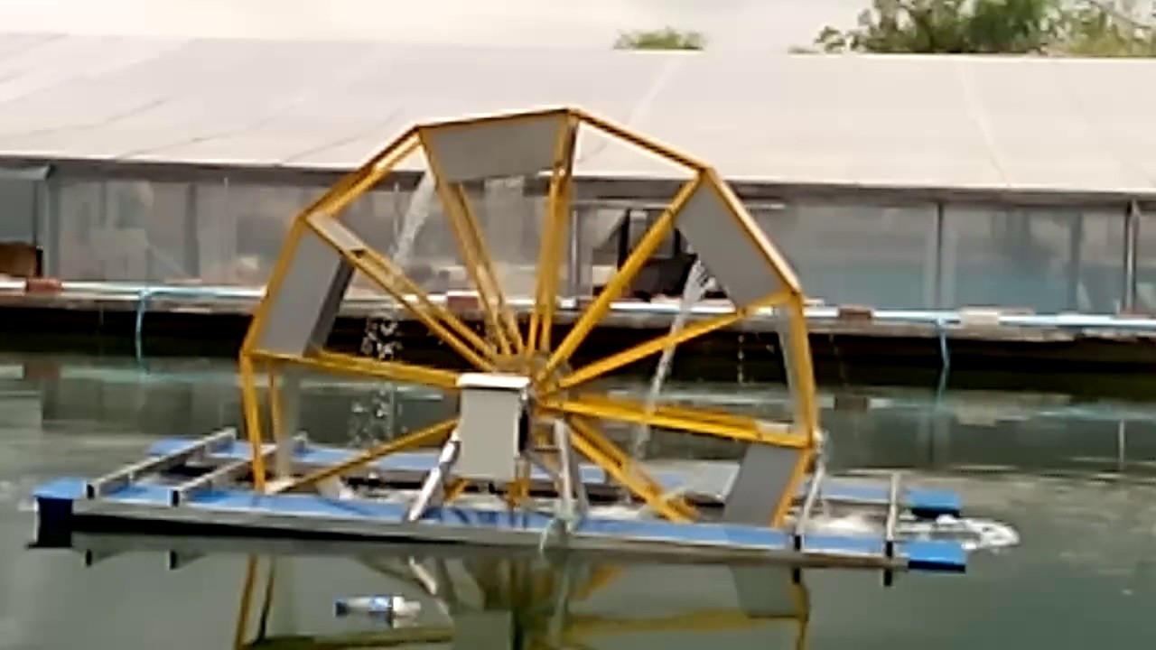 Solar Water Wheel Low Speed Surface Aerator - YouTube