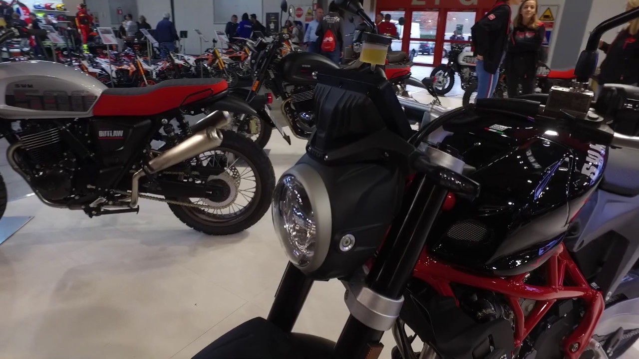 Eicma Milán 2019: SWM la marca italiana que ya está Chile - YouTube
