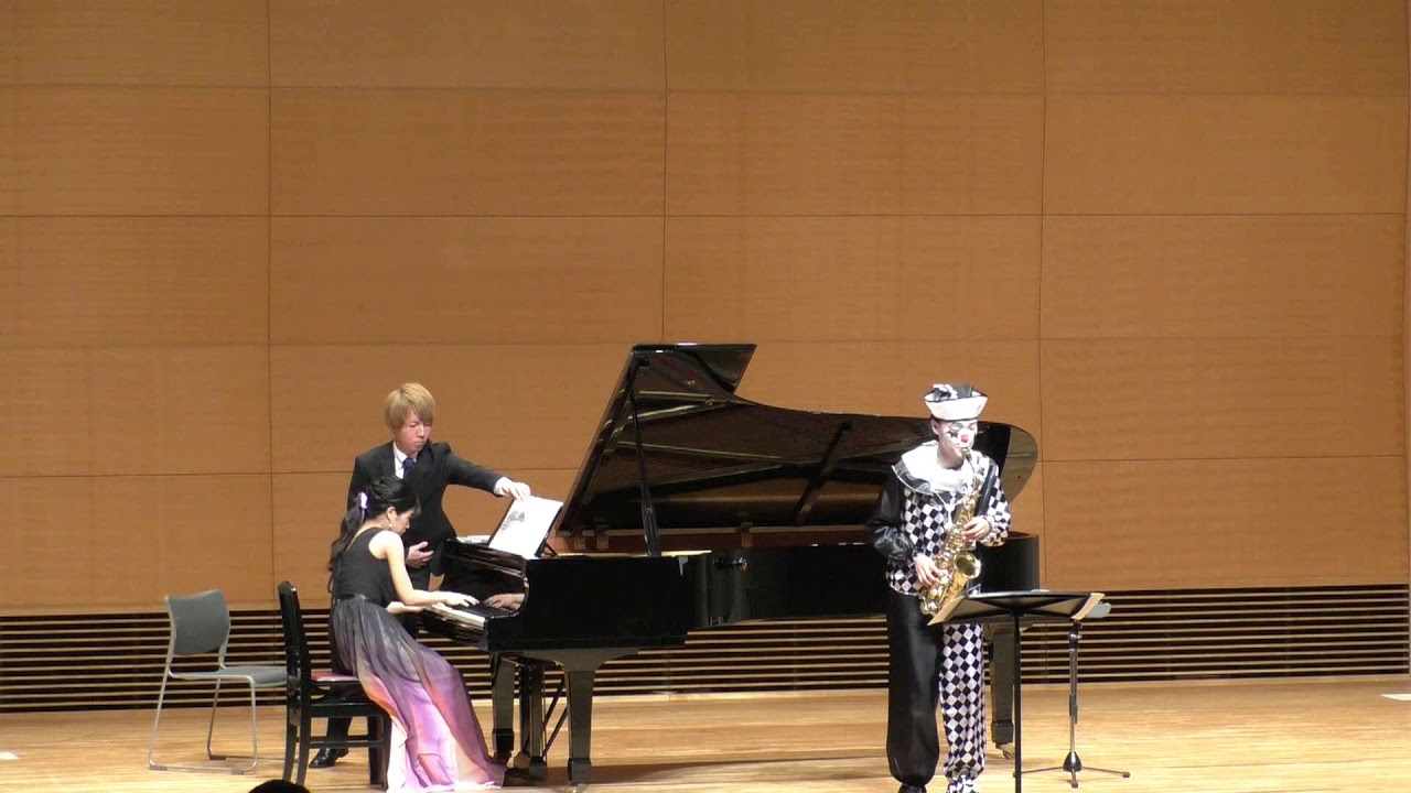 (高画質)H.トマジ「バラード」演奏:白鳥由香 H.Tomasi「Ballade」Saxophone－Yuka Shiratori - YouTube