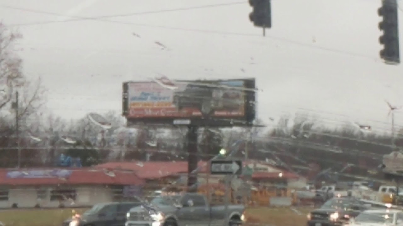Missouri Neon Trivision Billboard In Rogersville, Missouri - YouTube