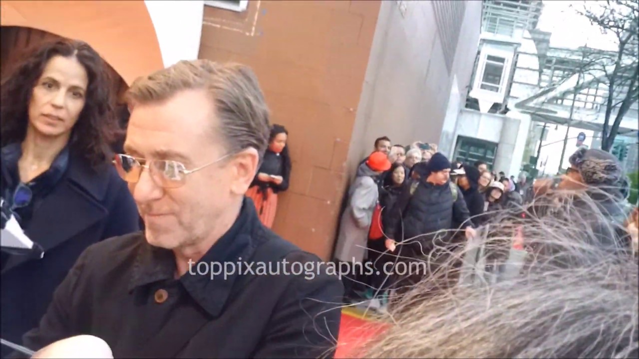 Tim Roth signs autographs for TopPix - YouTube