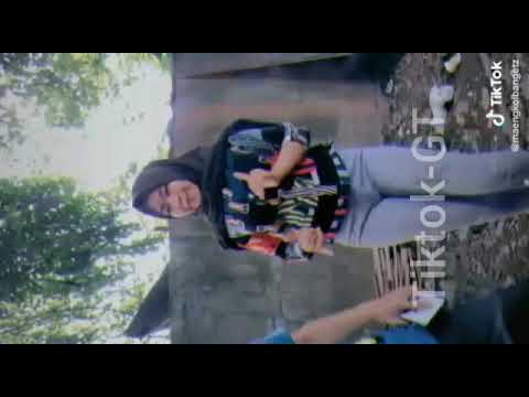 Tiktok-GT jilbab ketat goyang hot