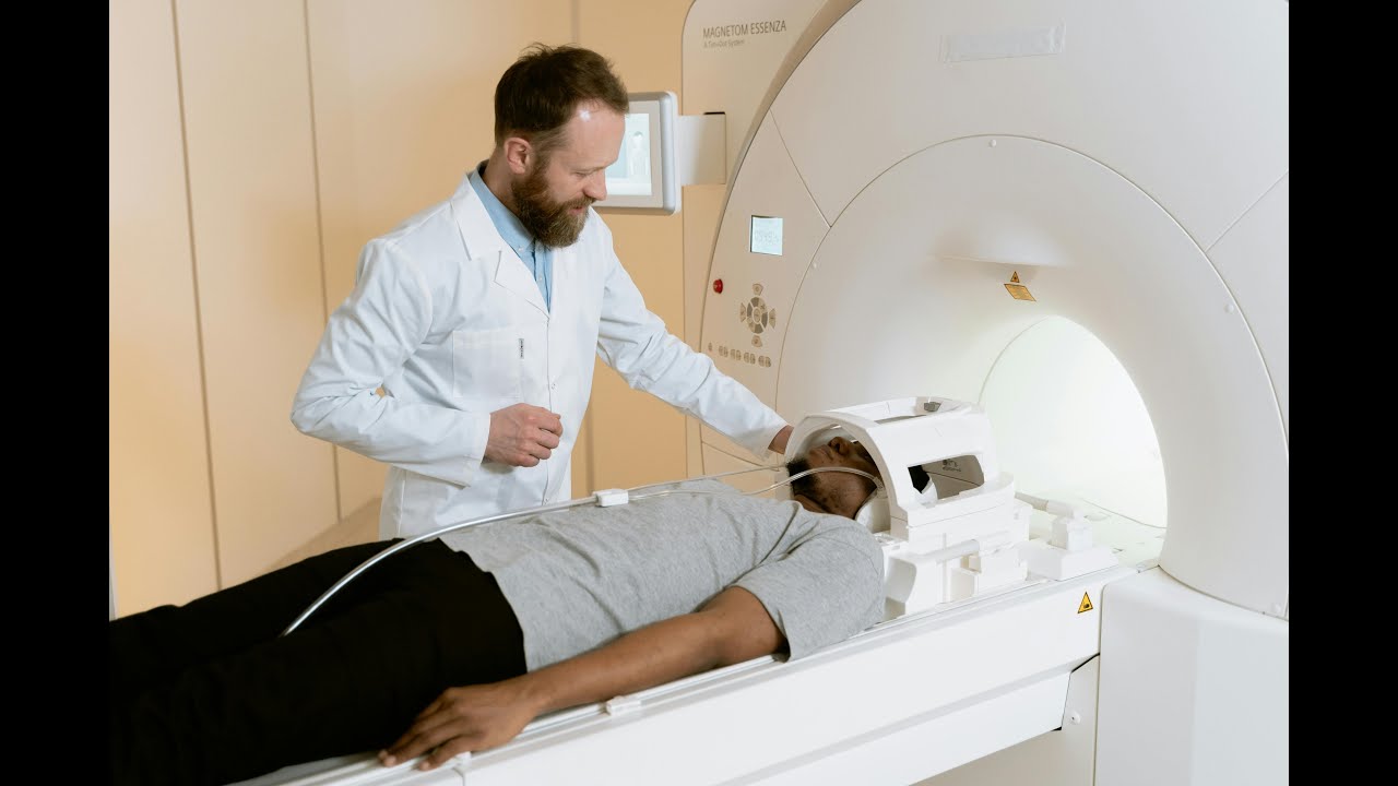 AI-Powered Real-Time MRI: Faster Scans, 3D Holograms & Edge AI for ...