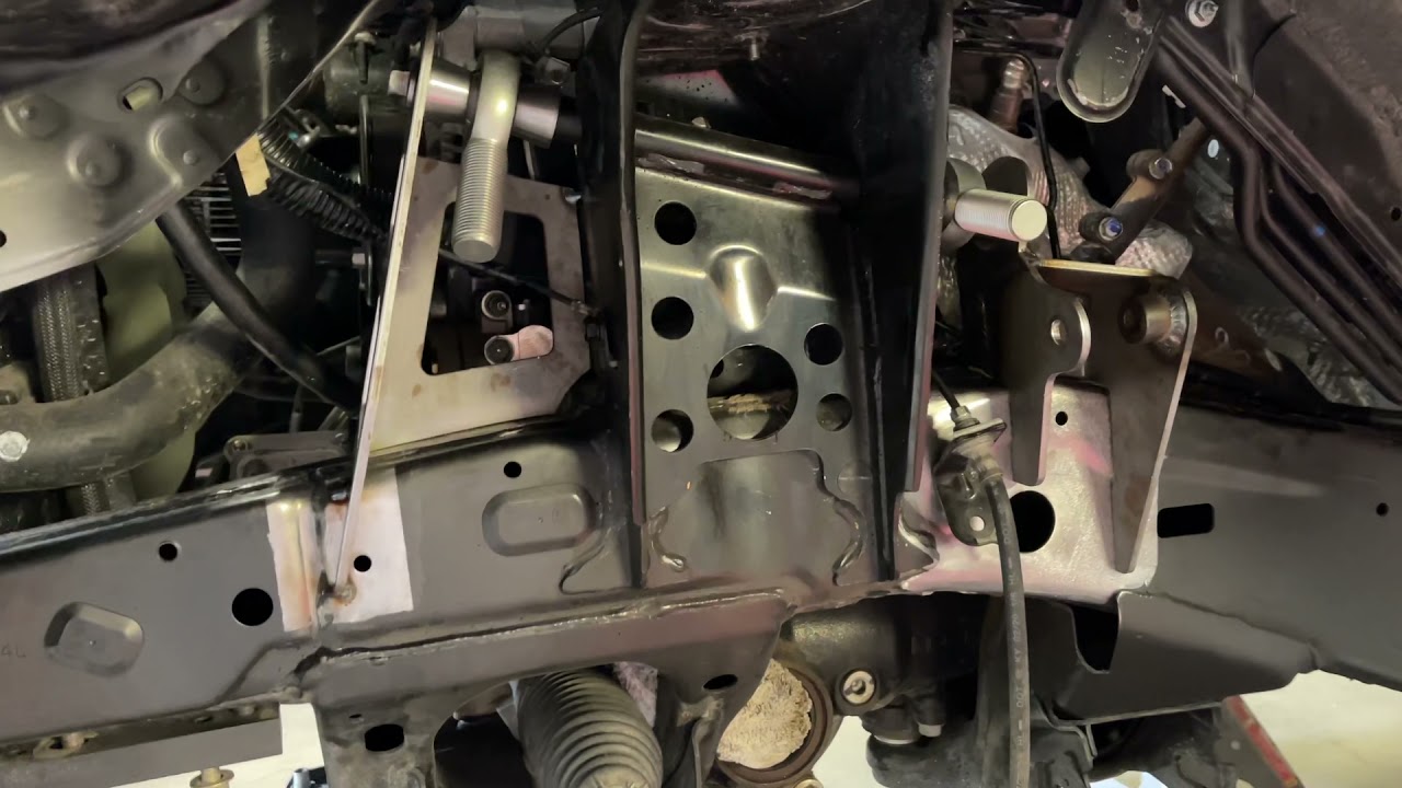 New Camburg Longtravel front suspension system sneak peek. - YouTube