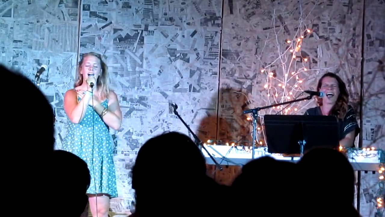 Kayla White and Lindy Conant Sing "Dreamer" in Beautiful Chords of ...