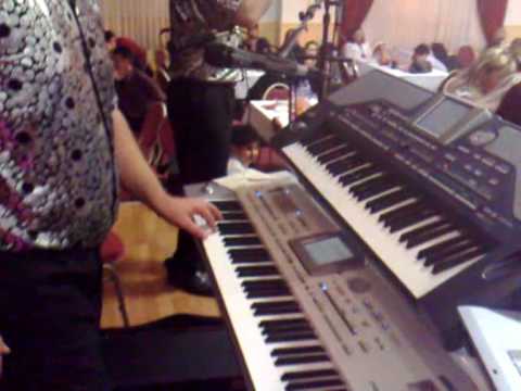 Eser Kardeşler - Halay