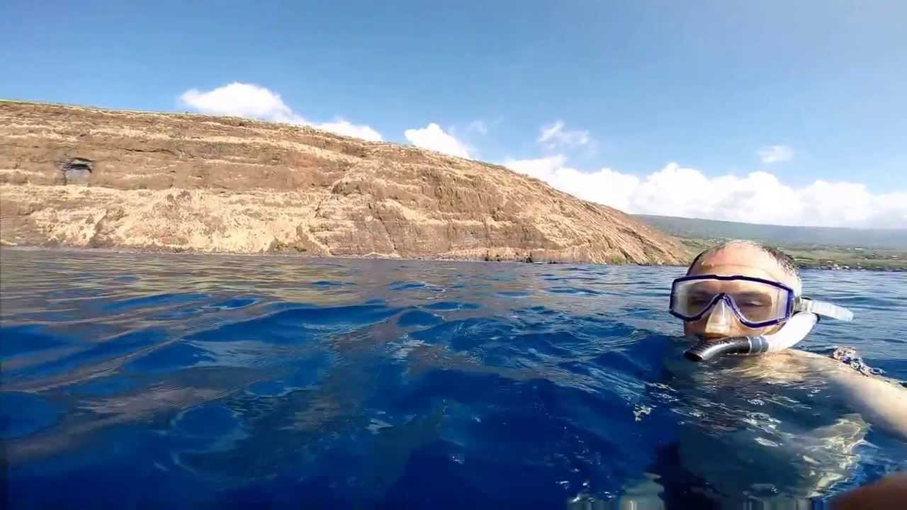 Kayak and snorkel at Captain Cook's Monument in Hawaii - YouTube