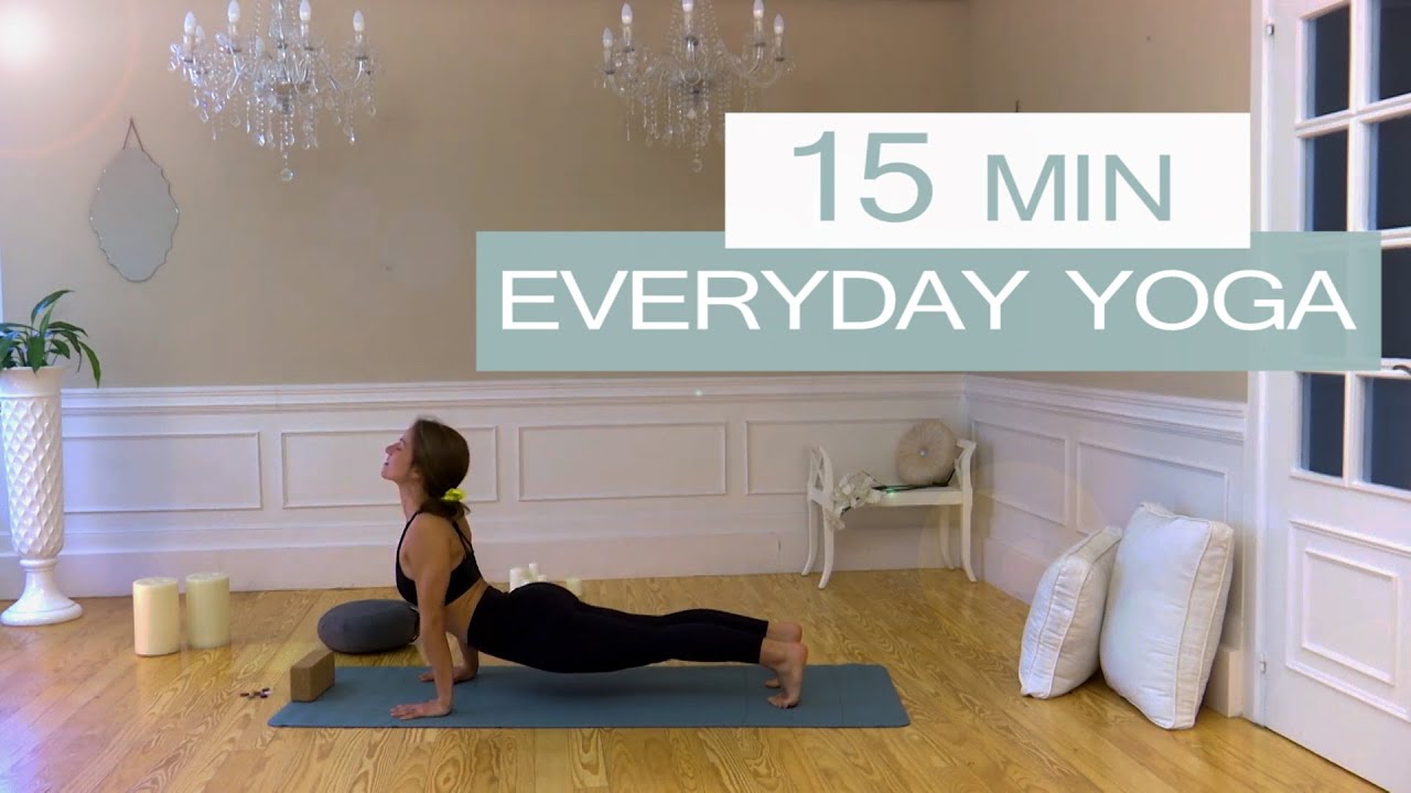 15 MINUTE EVERYDAY YOGA | Be Yoga - YouTube