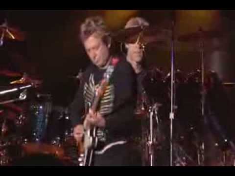 Every Little Thing She Does Is Magic, The Police
