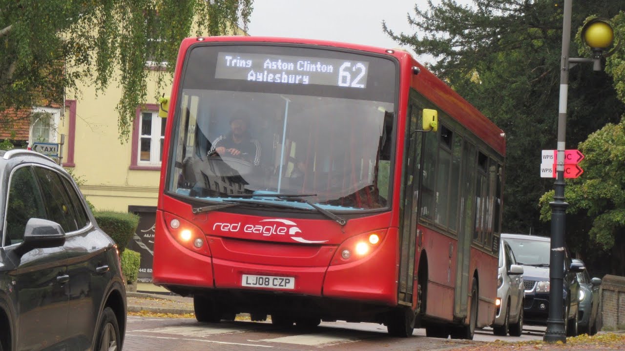 (Decent E200?) LJ08 CZP | Red Eagle | ADL Enviro200 | 62 Aylesbury ...