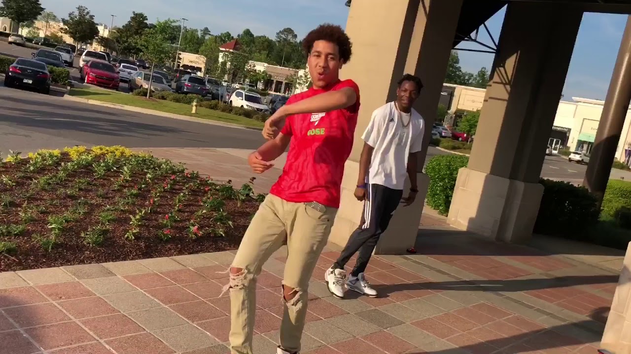 Ella Mai - Boo’d Up (Dance Video) @thats.krvzy @rixhe.wolf - YouTube