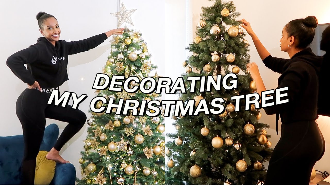 Putting Up My Christmas Tree Vlogmas Day 1 How I Decorate Our Christmas