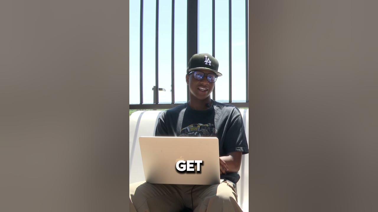 QR Codes on helmets #collegefootball - YouTube