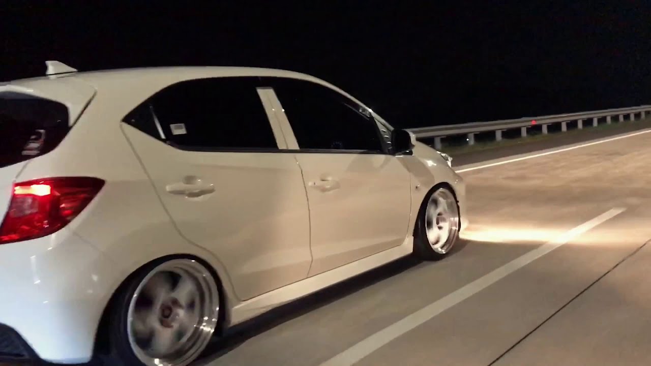 Honda Brio static / all new brio - YouTube