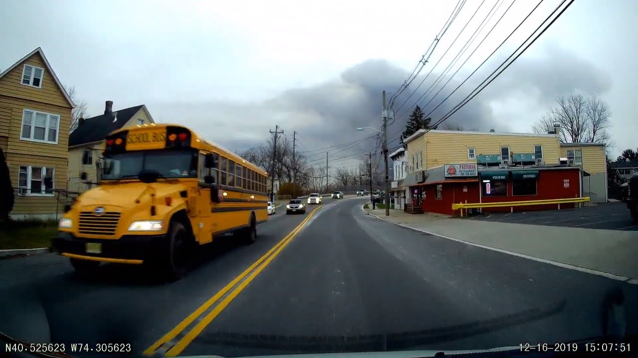 WOODBRIDGE - Smoke Plume From the Keasbey Fire Seen for Miles - YouTube