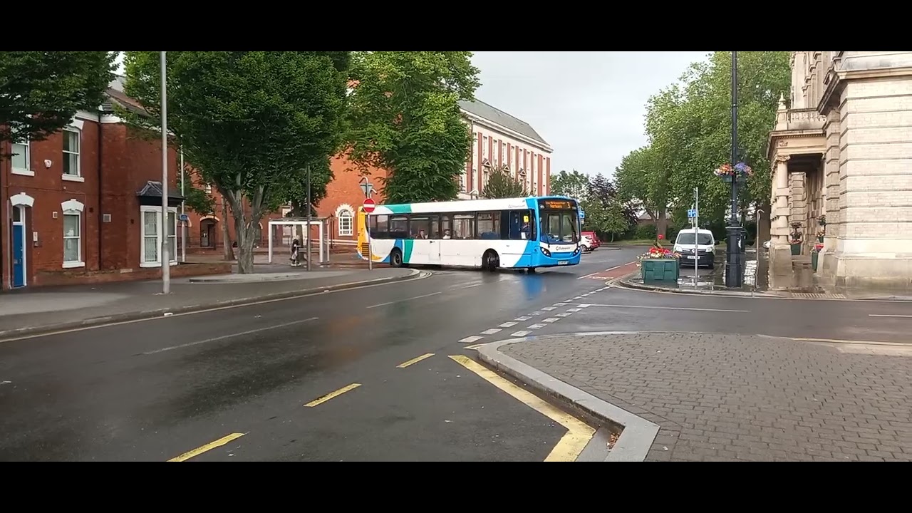 Stagecoach 27202 SL64 HYP - YouTube