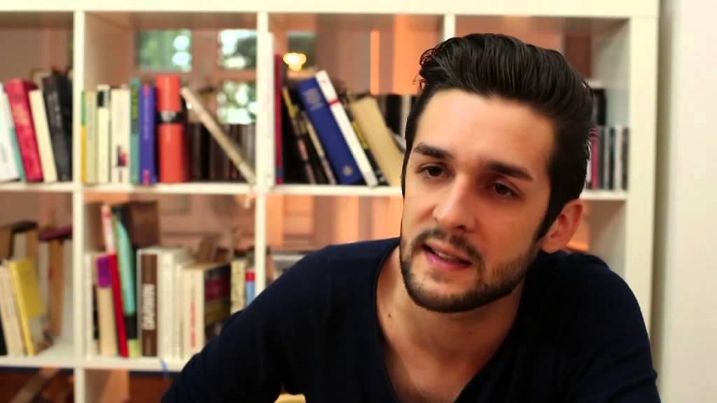 Songolog: Alexander Bauer mit „Leb“ - YouTube