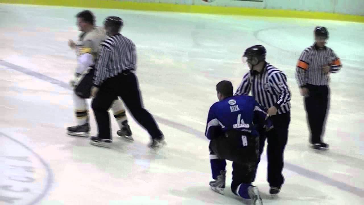 Simon Rizk vs David Bossé - YouTube