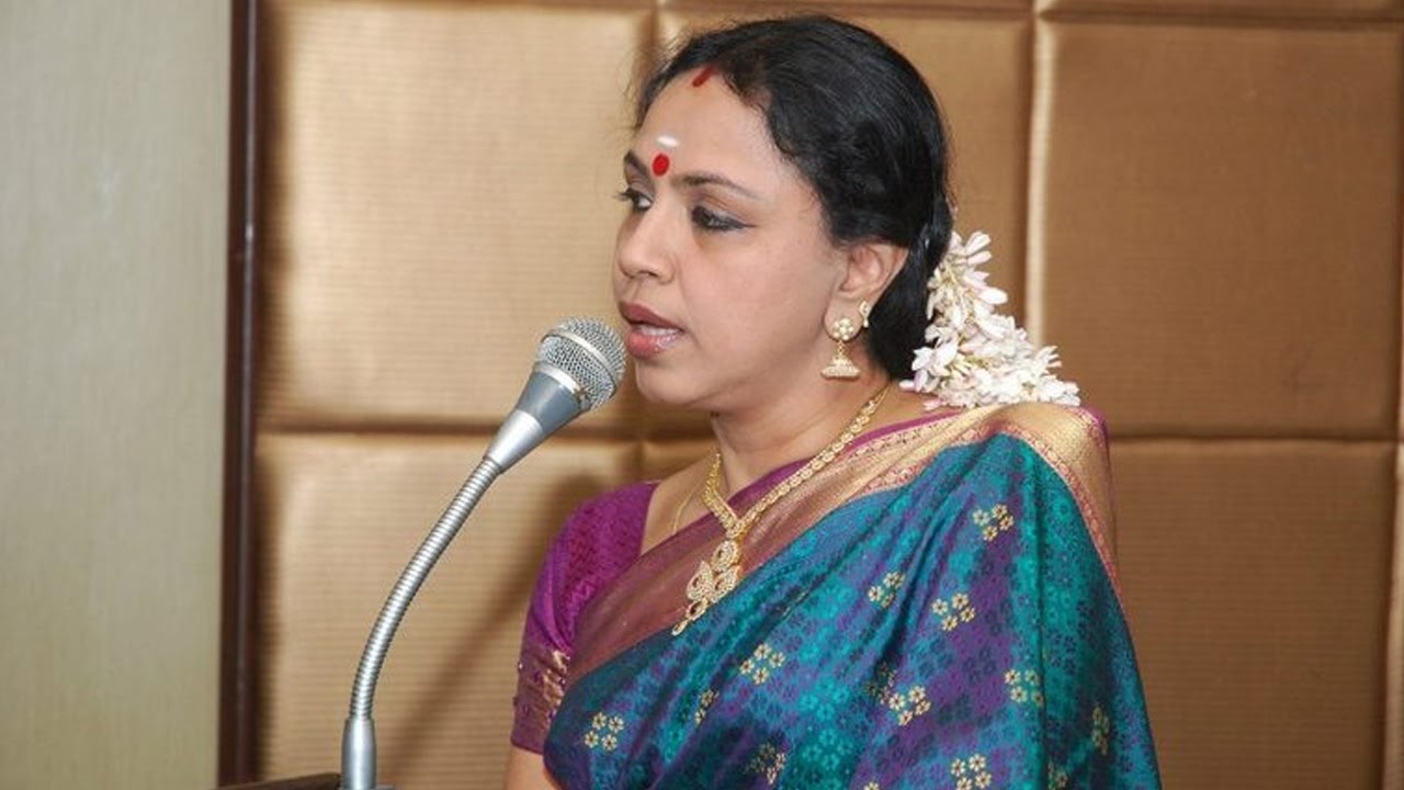 Om Namo Narayana - Sudha Raghunathan - Raagam Karna Ranjani - Classical ...