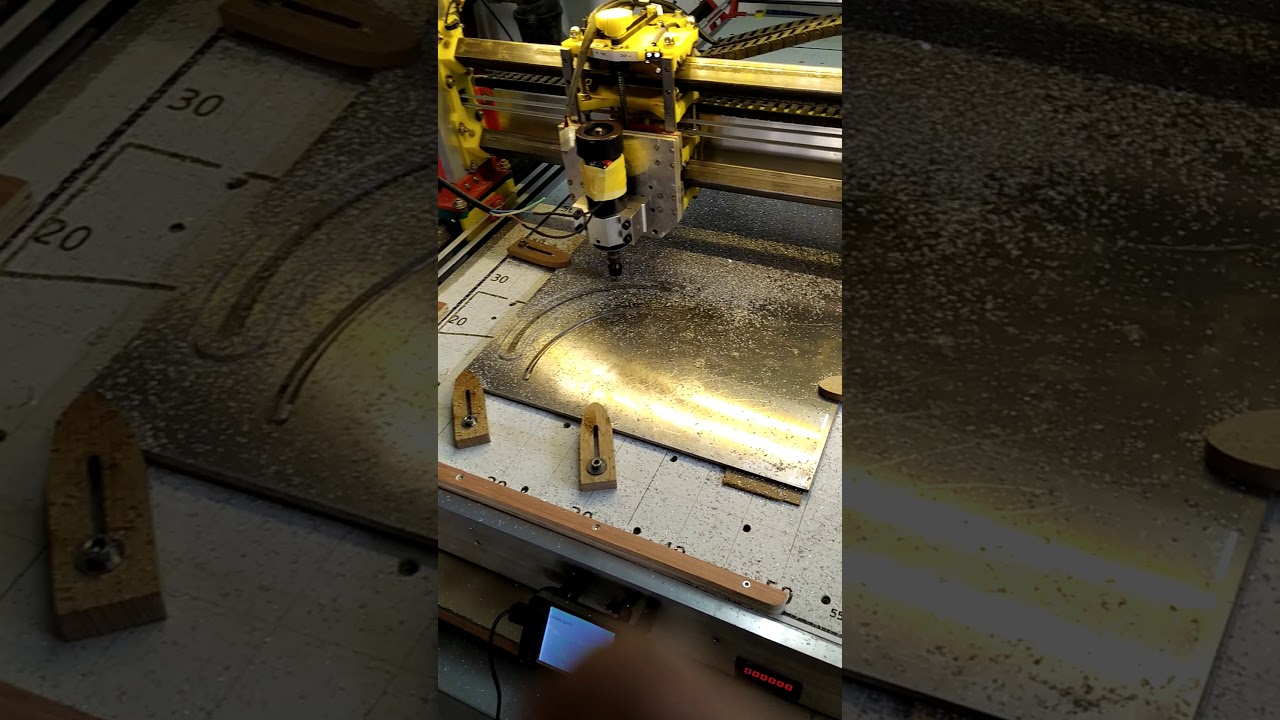 Fraiseuse, cnc, RS-CNC32, aluminium(2) - YouTube