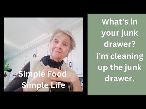 I’M CLEANING UP MY JUNK DRAWER! WHAT’S IN YOUR JUNK DRAWER. TIME TO ...