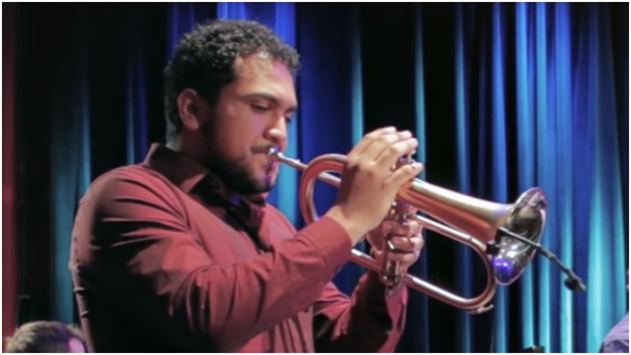 Paul Sanchez - A Través de Tus Ojos (Live at Berklee) - YouTube