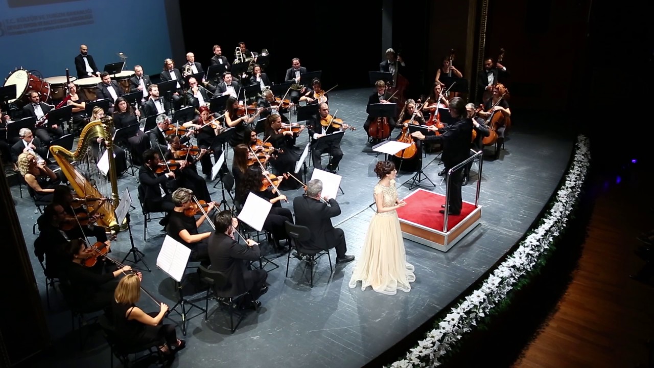 Süreyya Operası 10 yaşında - YouTube
