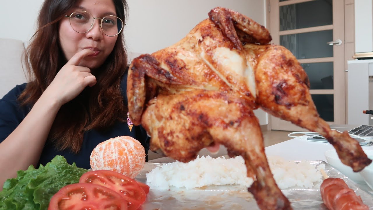 Whole Fried Chicken (Buong Pritong Manok) Filipino Food Mukbang - YouTube