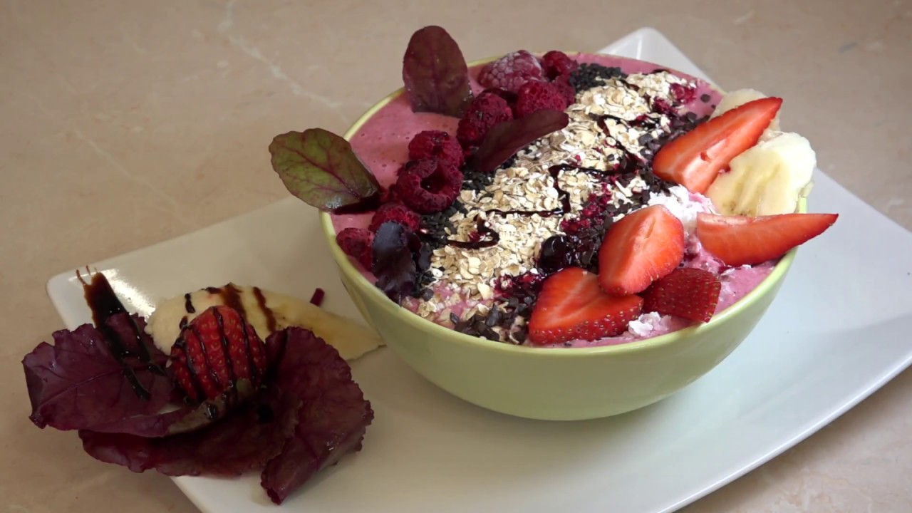Gyümölcsös müzli tál - vegán reggeli recept FittAnyukától - YouTube