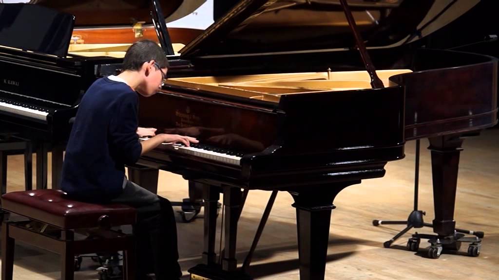 Daniel Shurky-Robas.F.Liszt Etude9, op 1. - YouTube