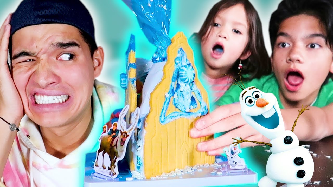 FROZEN ELSA Gingerbread Castle! - YouTube