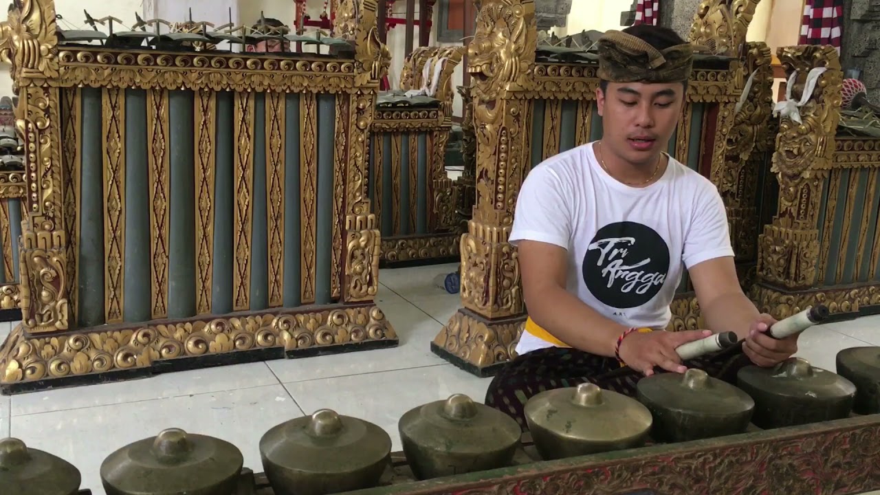 Teknik Dasar Permainan Reong - YouTube