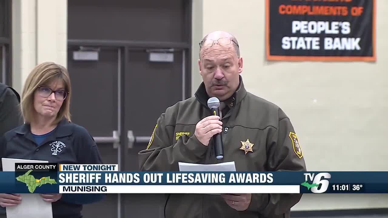 Alger County Sheriff presents Lifesaver Awards to 8 residents after ...