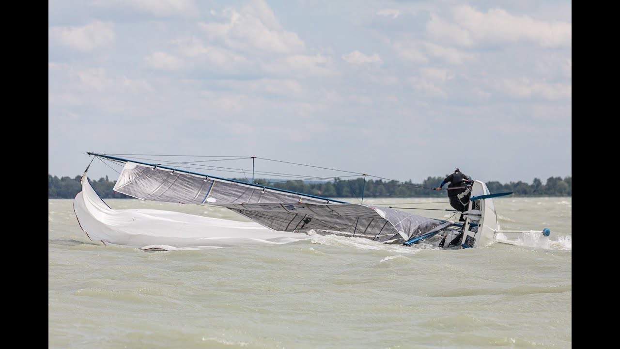 Flaar 26RR record trial - YouTube