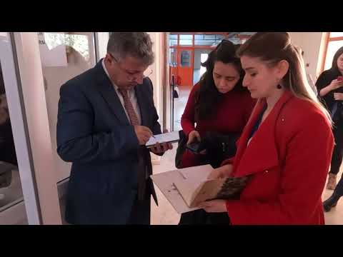 Metabolik hasta çocuklar evinde ziyaret ediliyor.