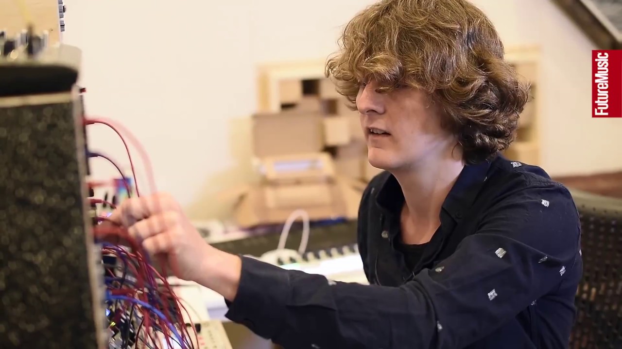 In The Studio With Noisia – part 2 (Thijs de Vlieger) (Перевод "FM RUS ...