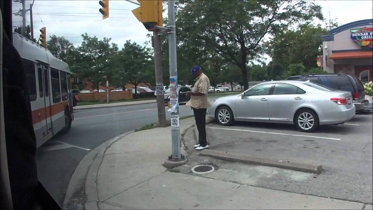 MiWay (Ex. Mississauga Transit) New Flyer D60LFR 0865 - YouTube