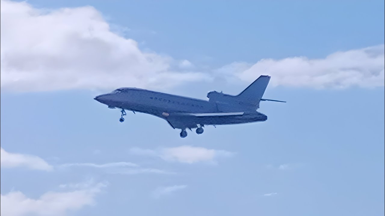 Trijet Private Jet Dassault Falcon 900B LANDING At Mactan-Cebu ...