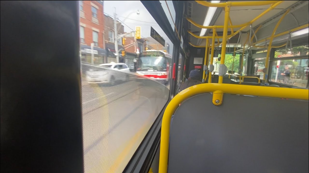 TTC Bus Ride on New Flyer XE40 From Bathurst Station To Hillcrest Yard ...