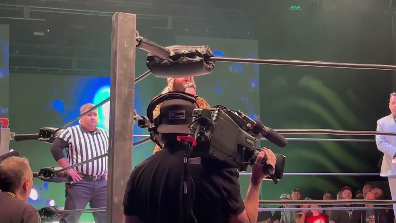 NZO shoots on Dwayne Johnson (Black Adam, The Rock) on MLW Fusion *RARE ...