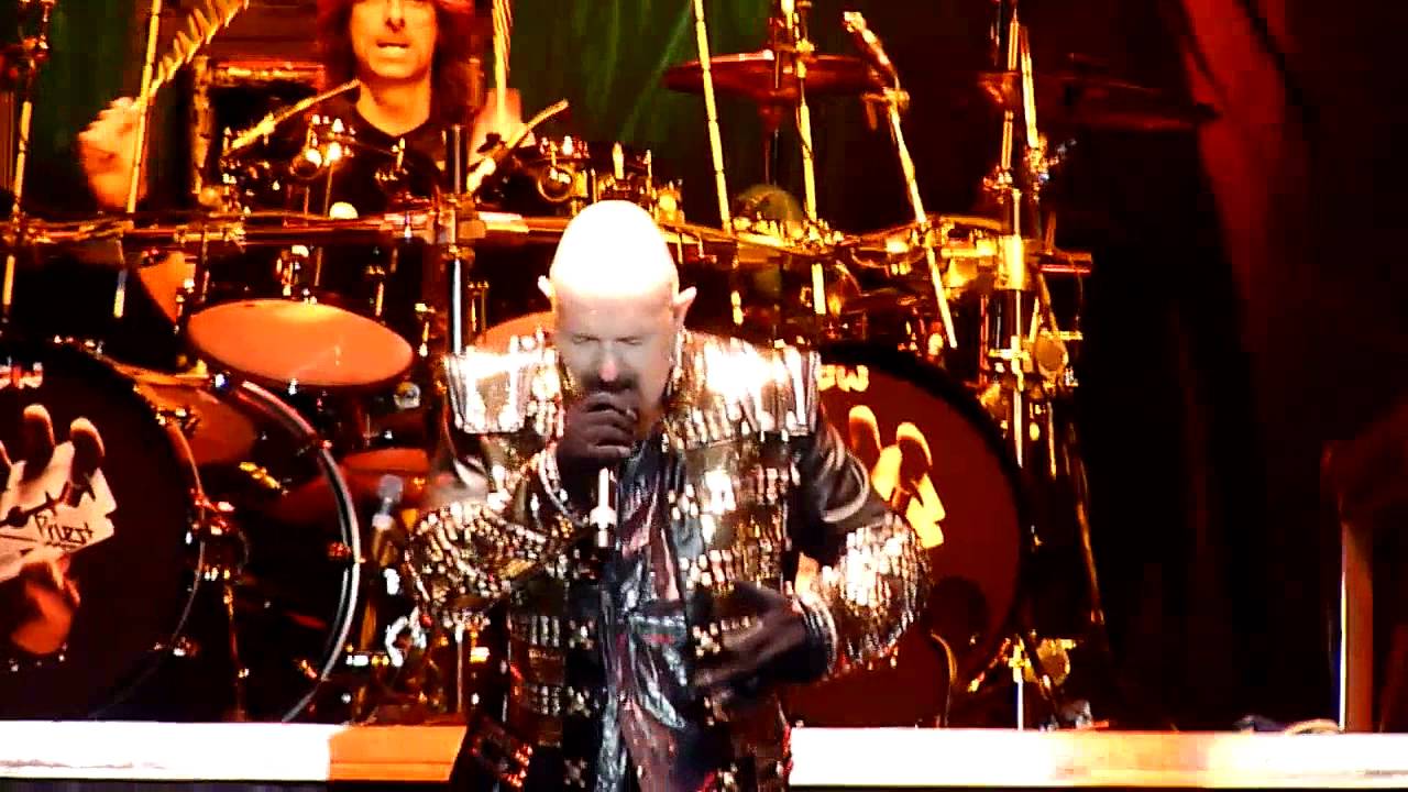 Judas Priest - Blood Red Skies @ Arena Anhembi - YouTube