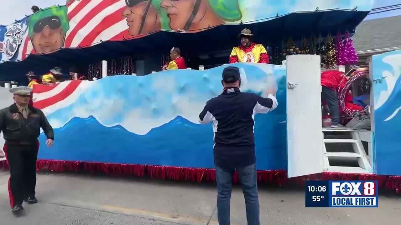 Heroes honored at Legion of Mars parade Uptown - YouTube