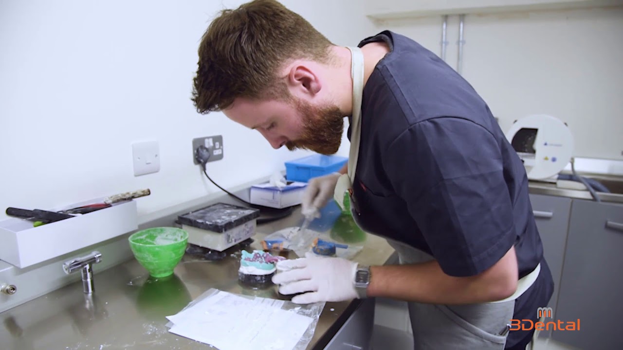 Dental Lab Used to Create Dentures, Dental Crowns, Veneers and Bridges ...